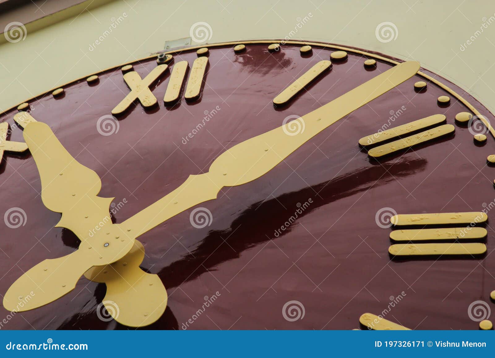 Close Up of the Hands of a Clock Stock Image - Image of design, classic ...