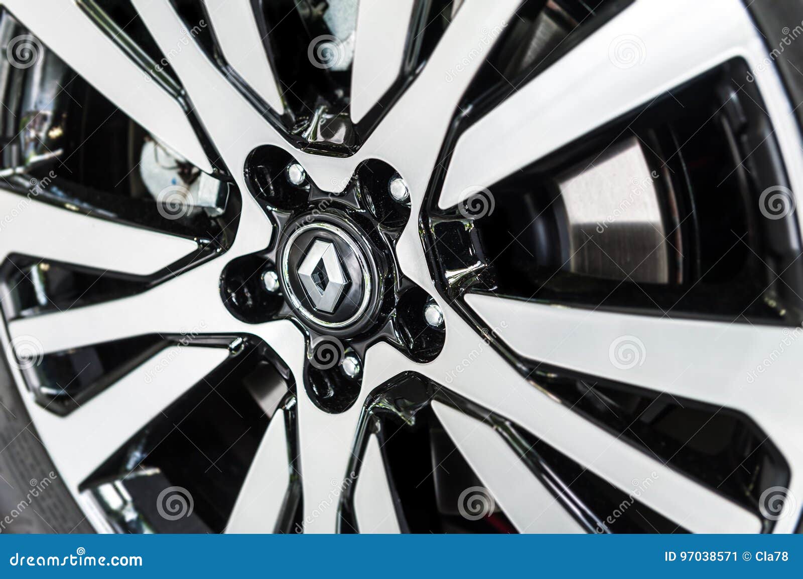 Close Up of a Renault Wheel Editorial Photo - Image of closeup, modern ...