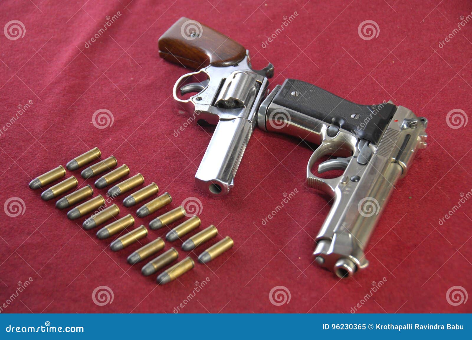 Close up of the revolver stock image. Image of criminal - 96230365