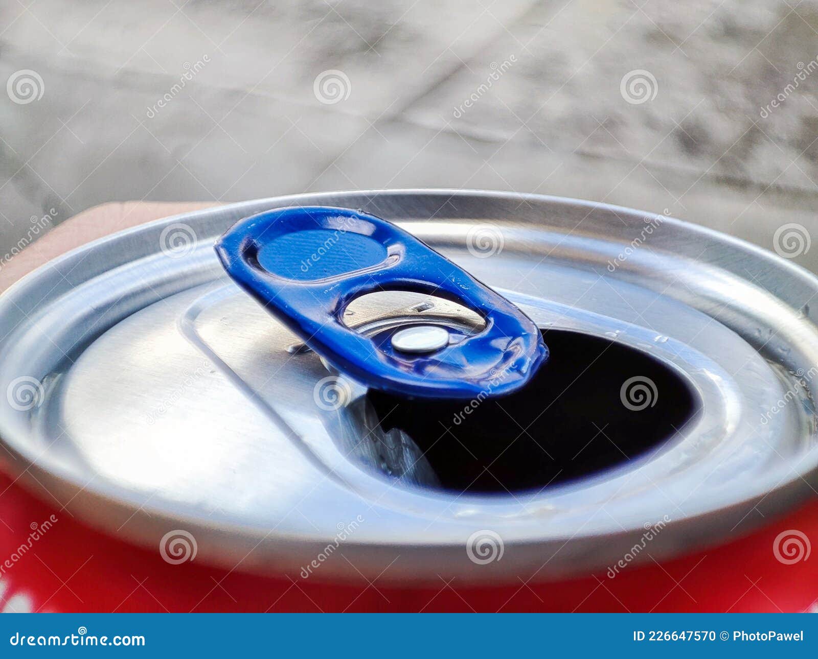 Close Up Ring Pull Tab Aluminum of Cans. Close Up of Aluminum Can on a ...