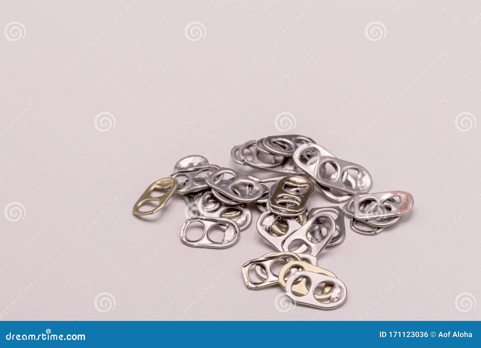 Close Up Rings Pull Aluminum of Cans Isolate on White Background. Stock ...