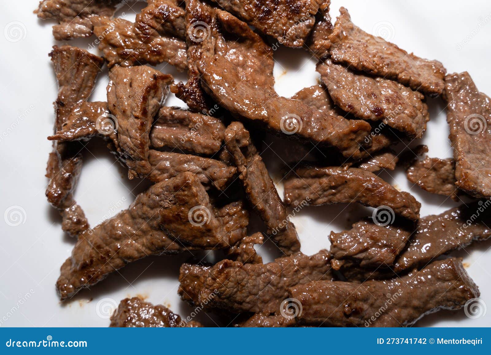 Close Up of Roast Beef Chunks on a Plate Stock Photo - Image of piece ...