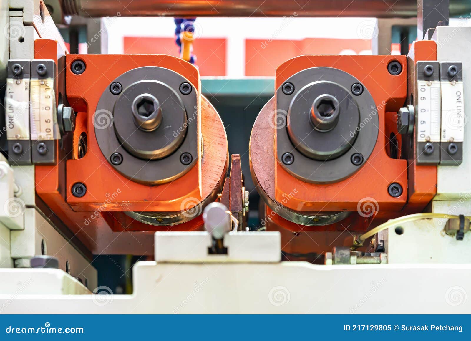 Close Up Roller and Work Support Blade or Work Rest of Continuous ...