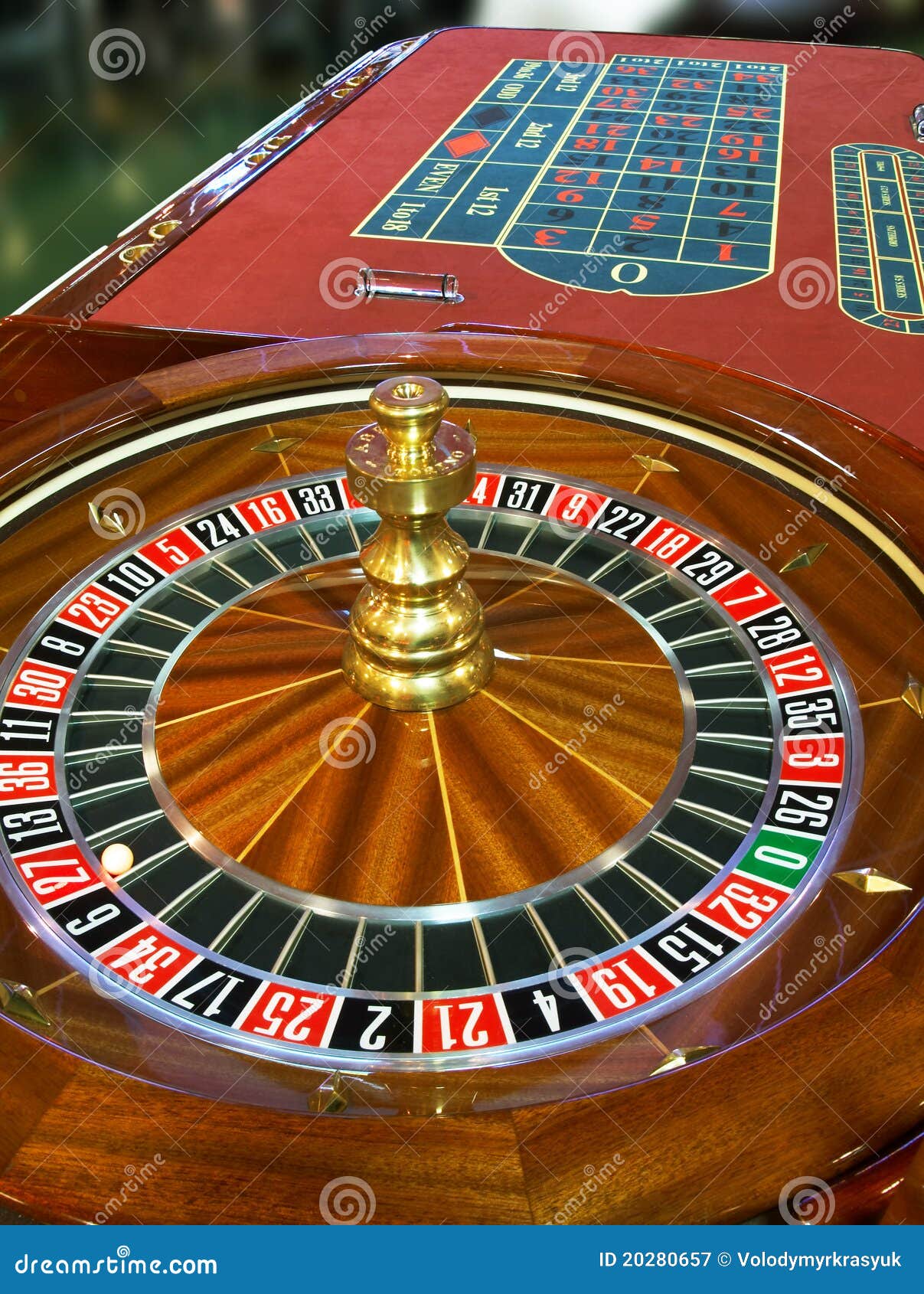 Close up of roulette wheel stock image. Image of lucky - 20280657