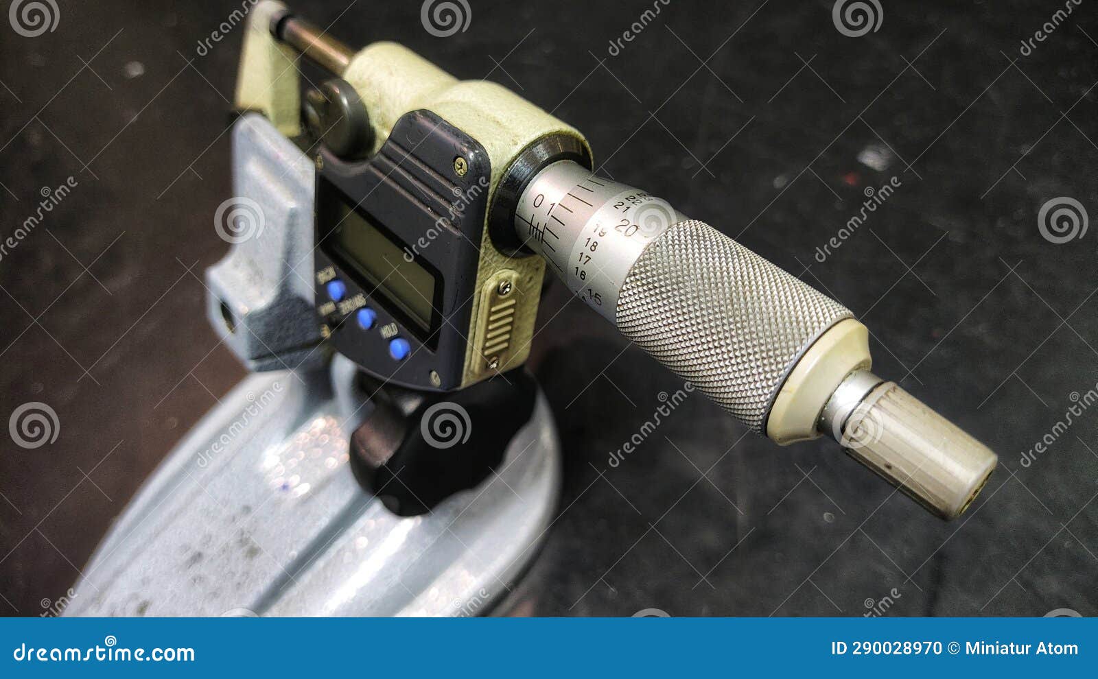 Close Up Scale Numbers of Thimble Digital Micrometer Stock Photo ...