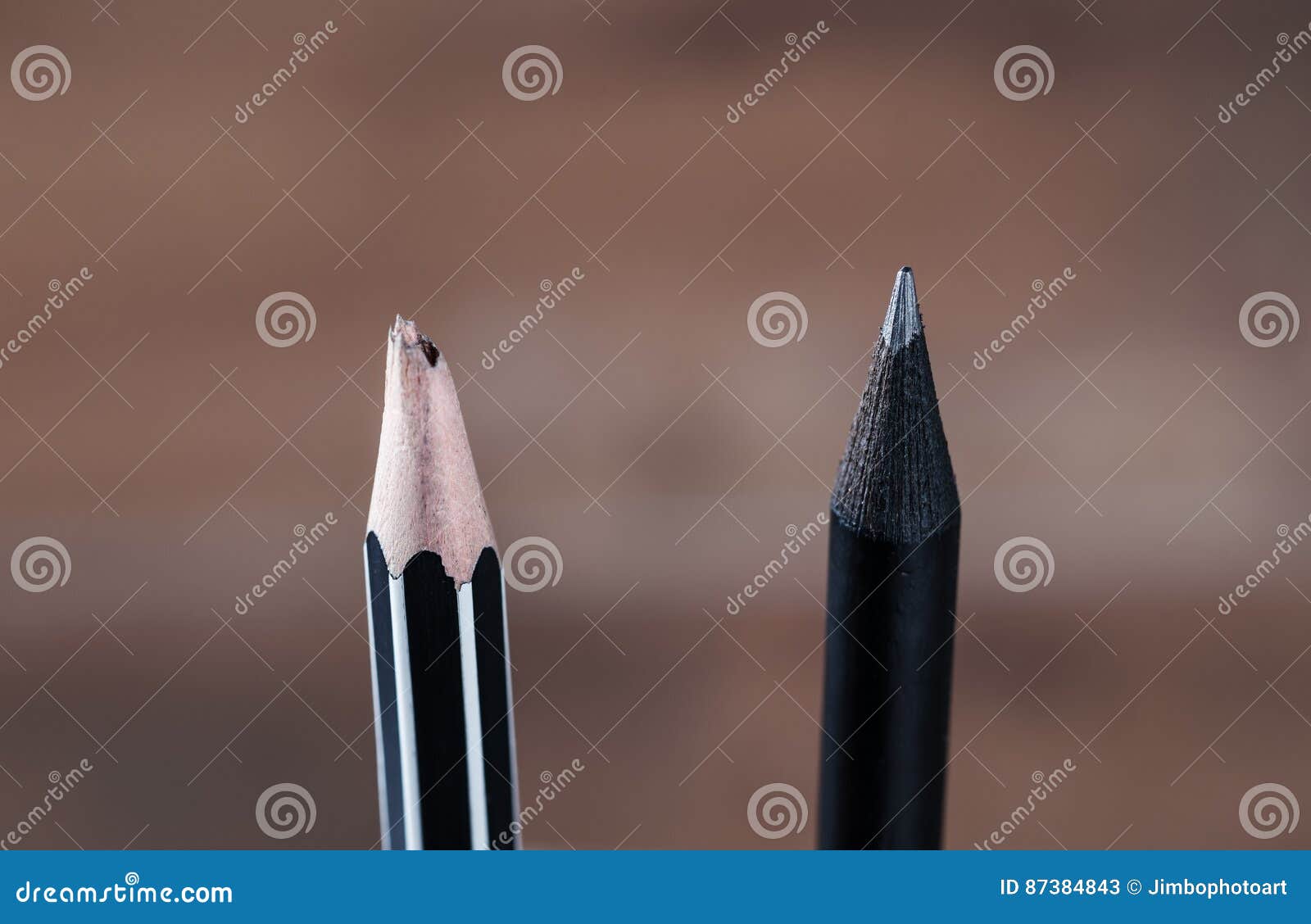 Close Up Sharp Pencil and Unsharp Pencil Stock Image - Image of ...