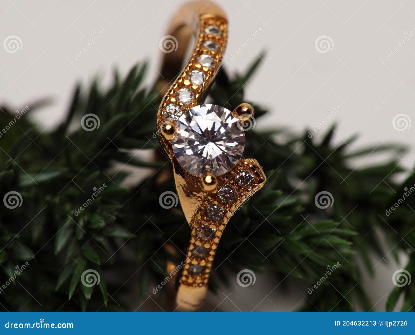 Close Up Shoot of Gold Ring with Beautiful Diamond Stock Image - Image ...