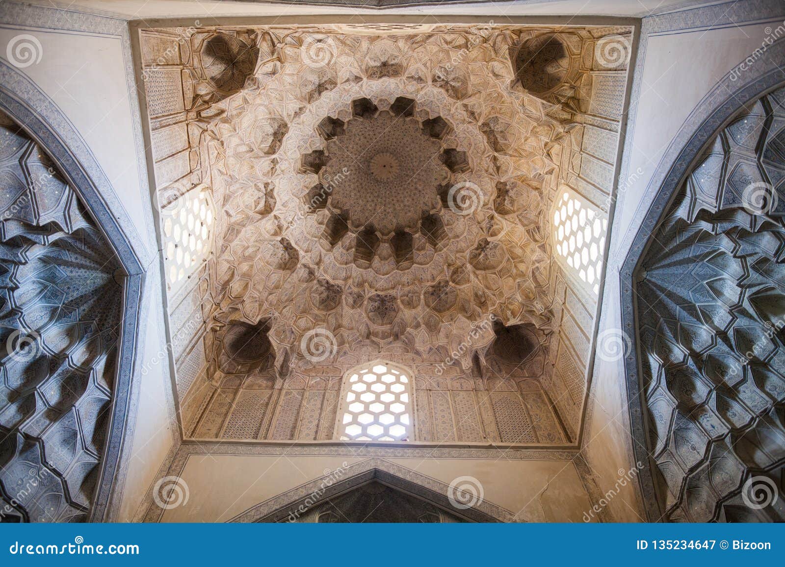 Arabic Decorations on a Ceiling Stock Image - Image of craft, antique ...