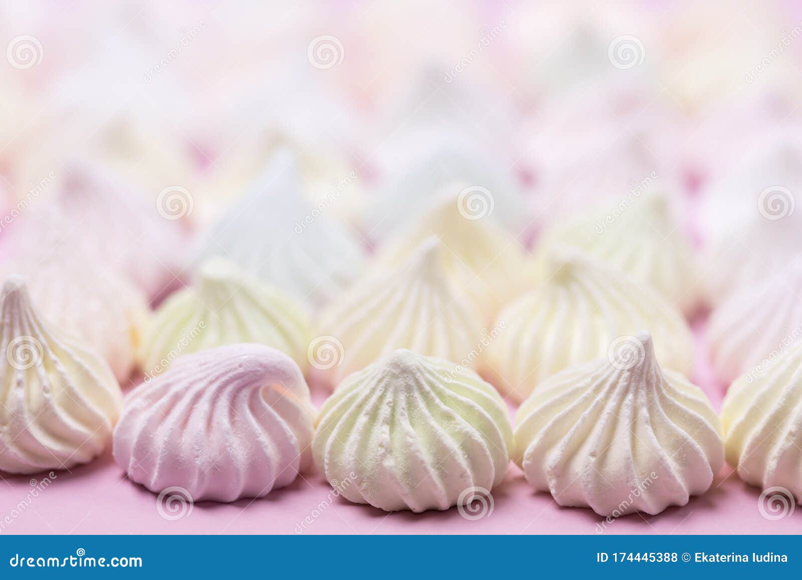 Close Up Small Meringues Horizontal Dessert Stock Photo - Image of ...