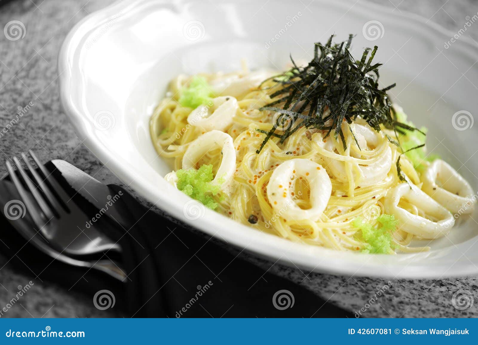 Close Up Spaghetti and Squid Sauce Stock Image - Image of sauce ...