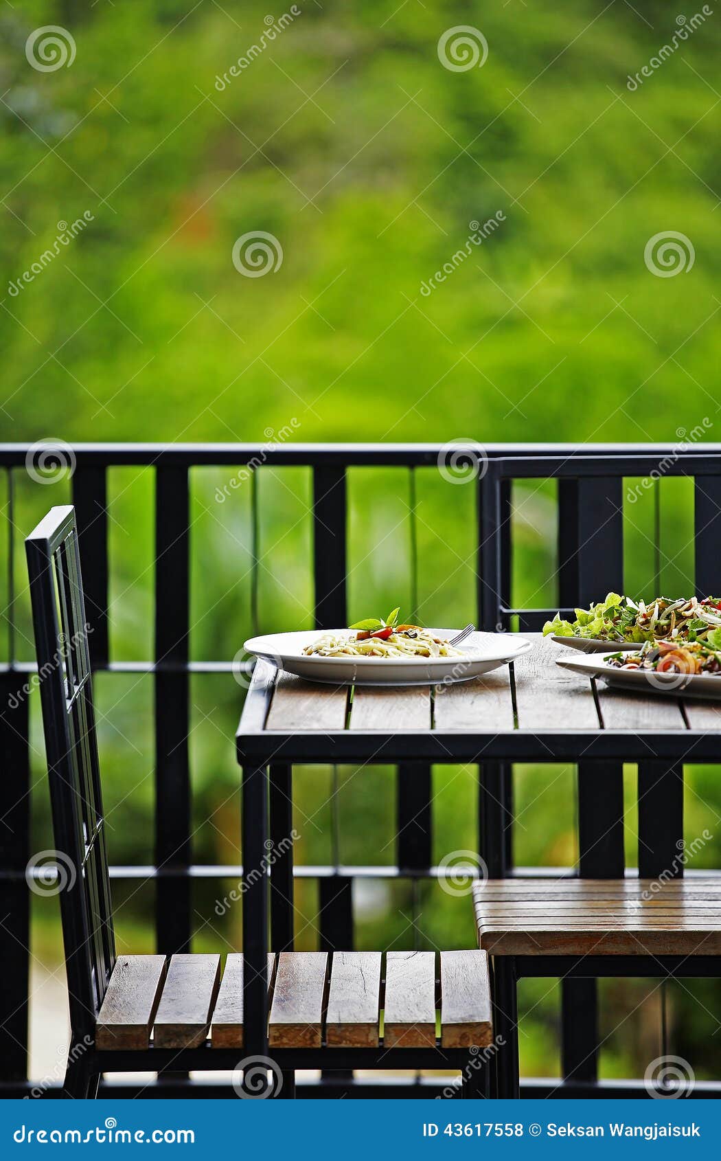 Close Up Spaghetti on Table Stock Photo - Image of gourmet, cuisine ...