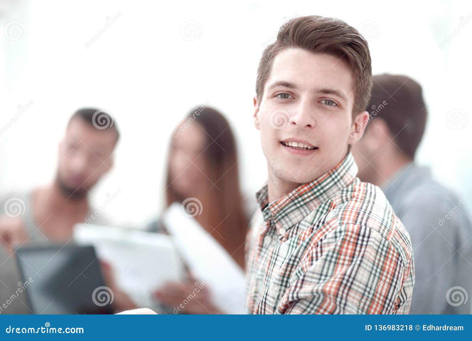 Close Up.successful Employee on the Background of the Workplace Stock ...