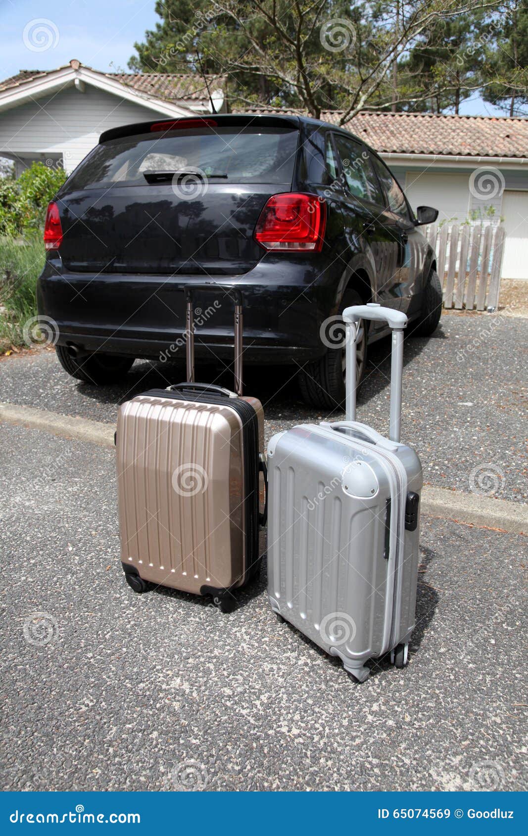 Close-up of Suitcases and Car Stock Image - Image of entrance, vehicle ...