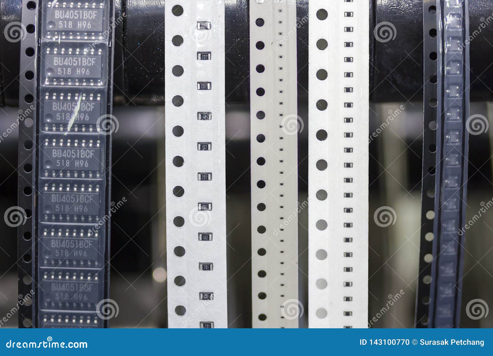 Close Up Tape and Chips Material for PCB LED SMT Assemble Electronic ...