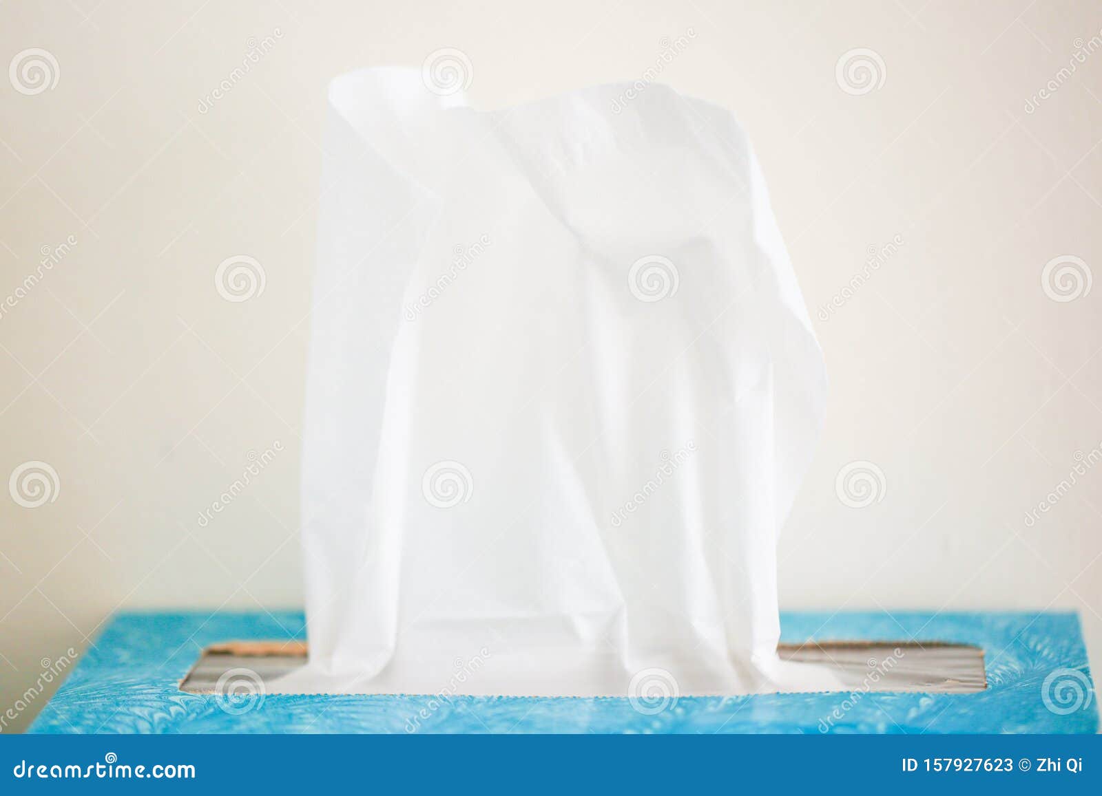 Close up Tissue paper box stock image. Image of bathroom - 157927623