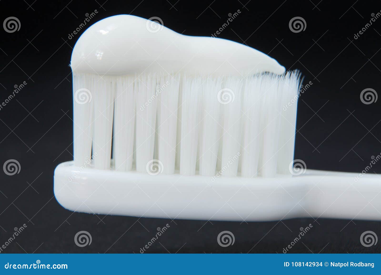 Close Up Toothpaste on White Tooth Brush Soft and Smooth Isolate Stock ...