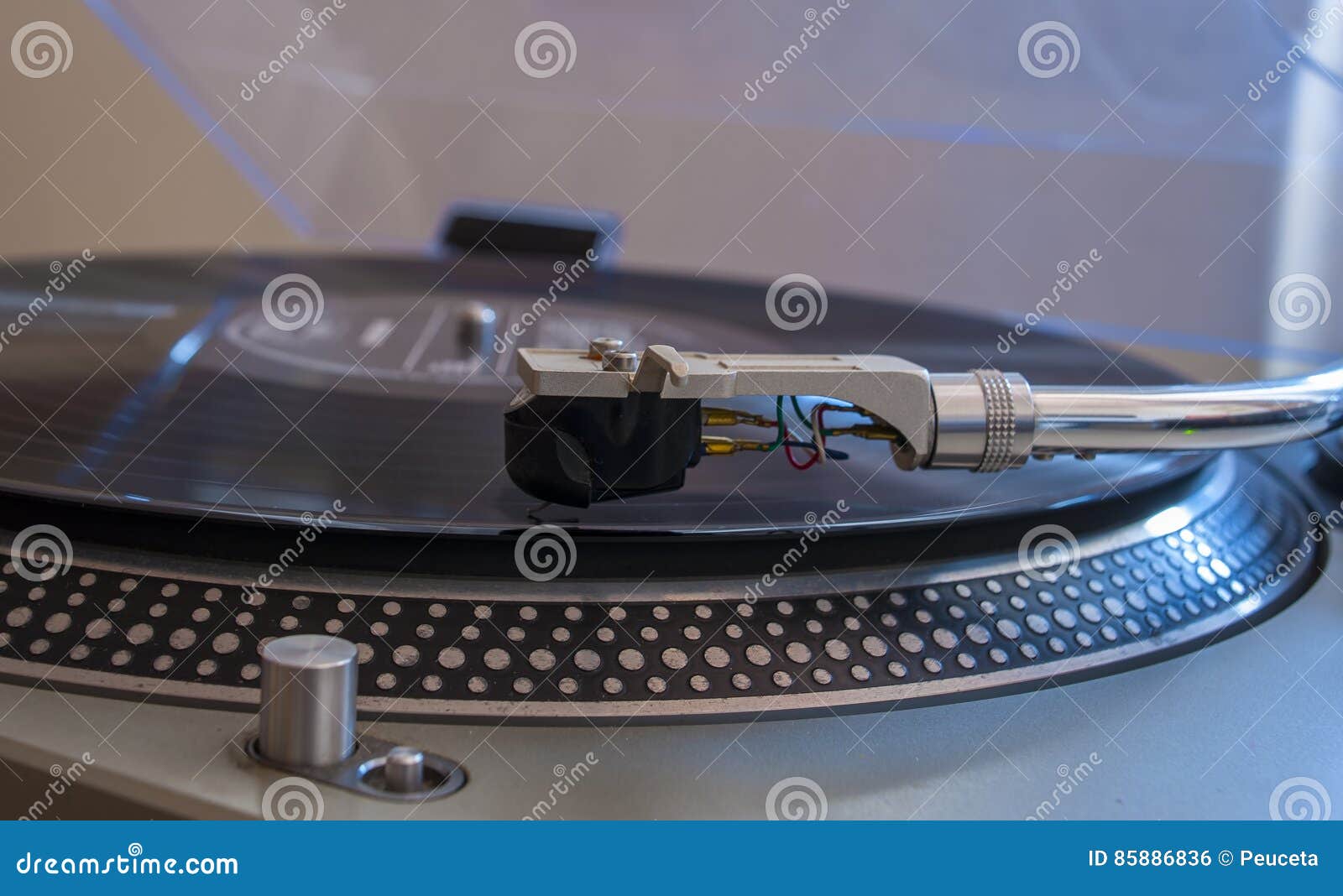 Close Up of a Turntable Needle Head Stock Photo - Image of scratch ...