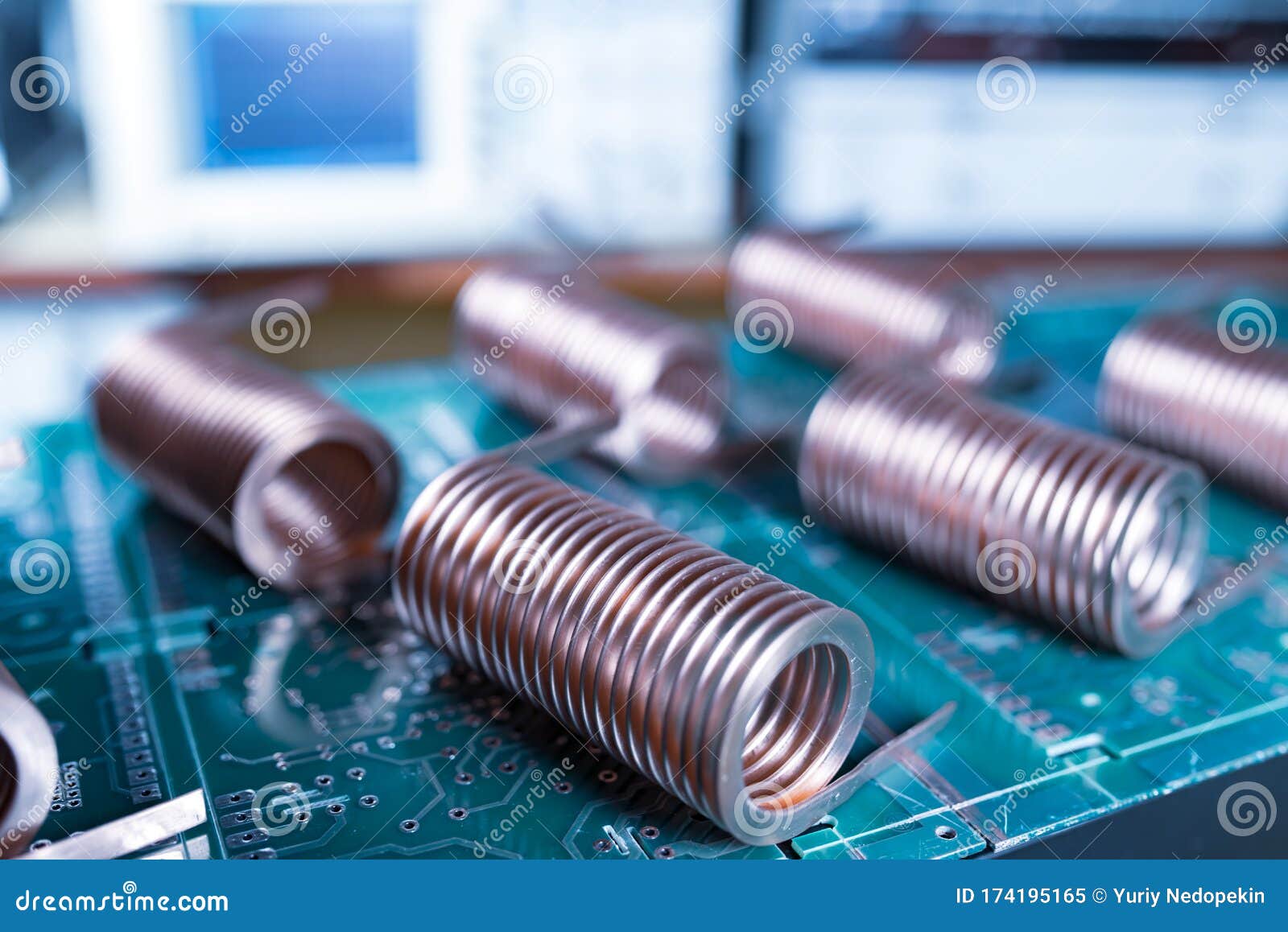 Close-up of Twisted Copper Wire Stock Image - Image of copper ...