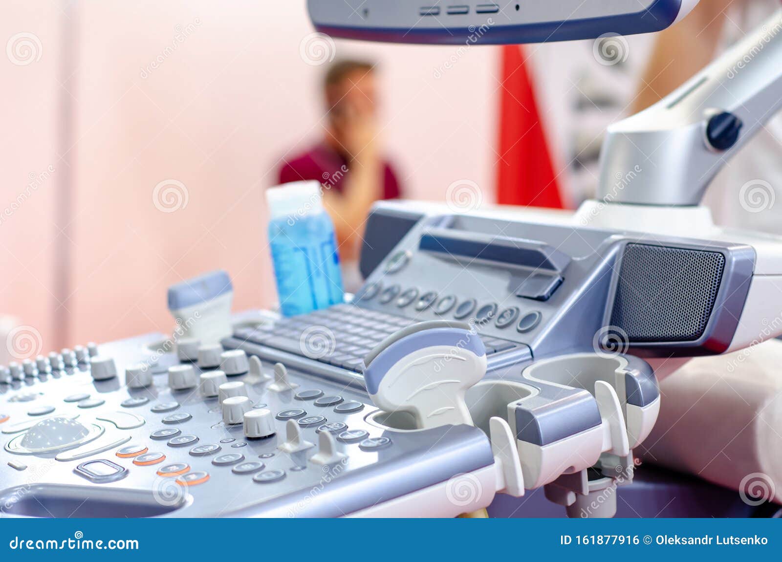 Close-up Ultrasound Machine Doctor Performs Ultrasound Diagnosis Of The ...