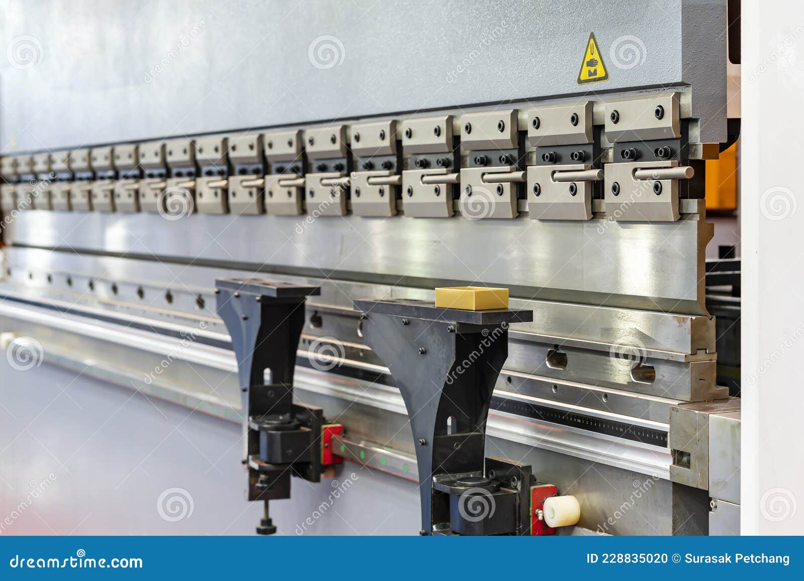 Close Up Upper Move Bending Blade or Punch and Fix Die of Automatic and ...