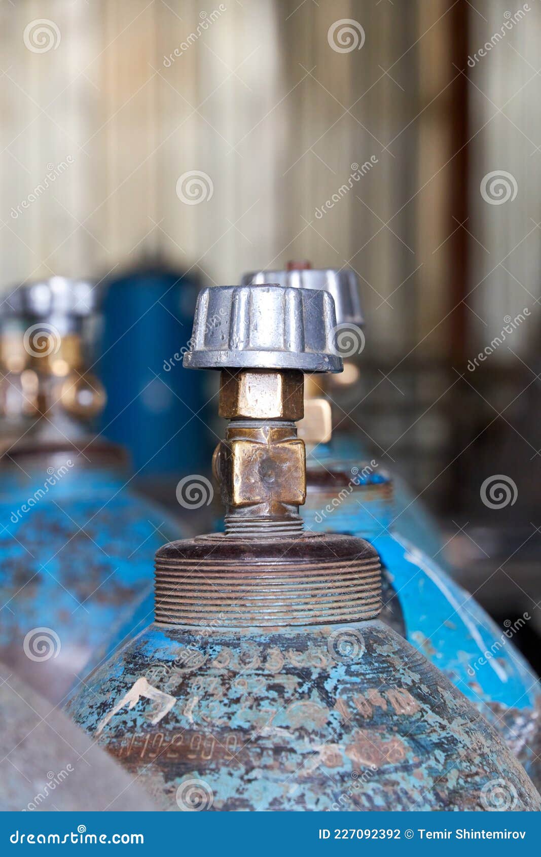 Close-up of Valve on the Oxygen Tank Stock Photo - Image of chemical ...
