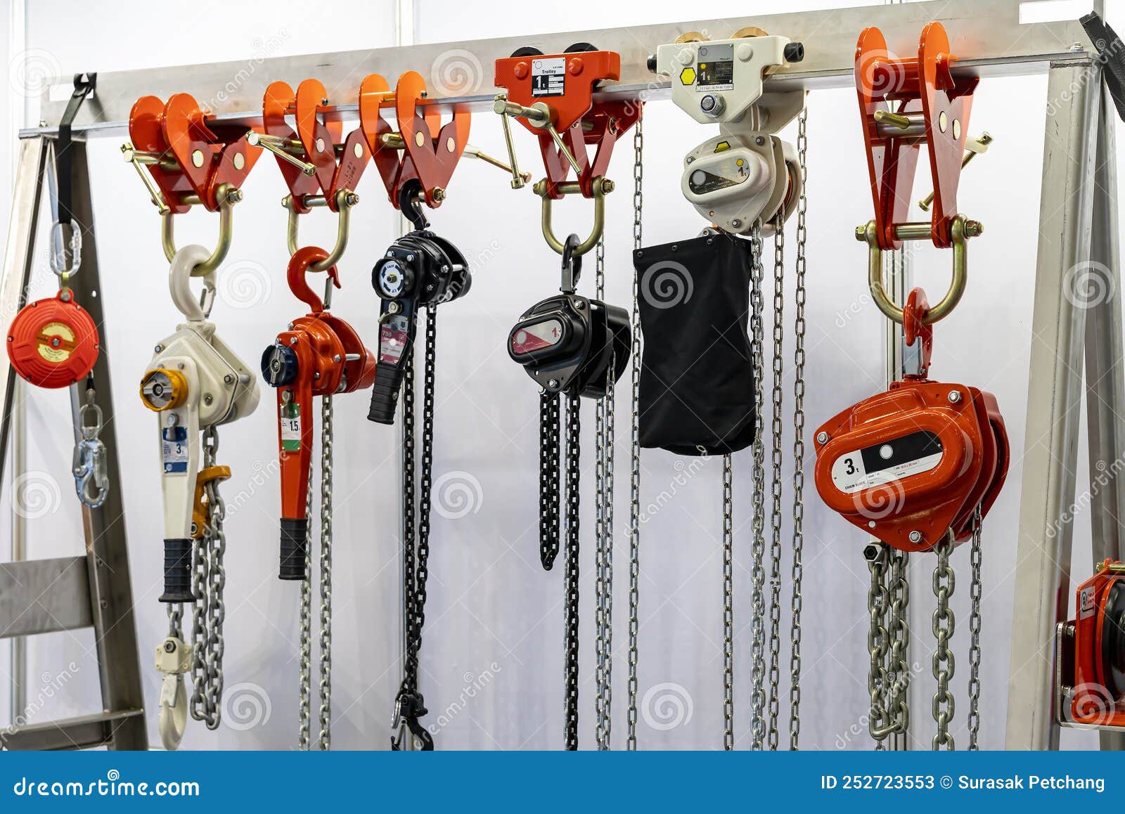 Industrial Manual Electric Red Push Button With Contact Attached ...