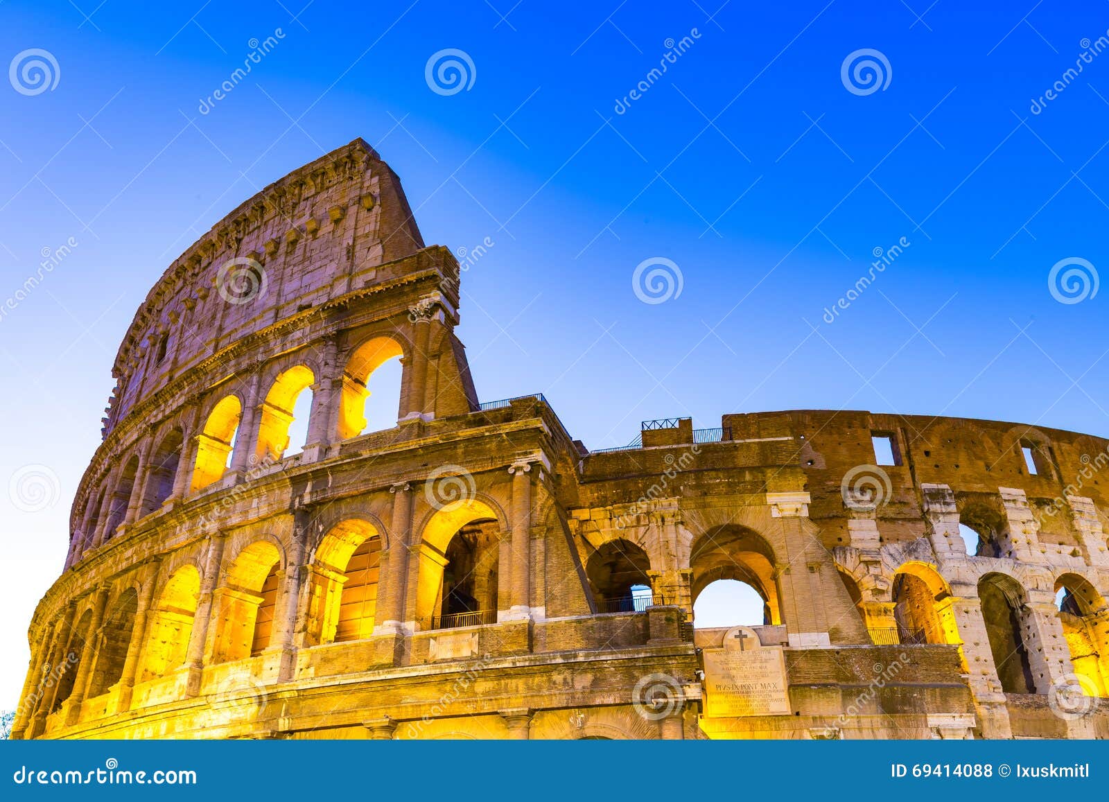 The Close Up View of Colosseum in Rome, Italy Stock Photo - Image of ...