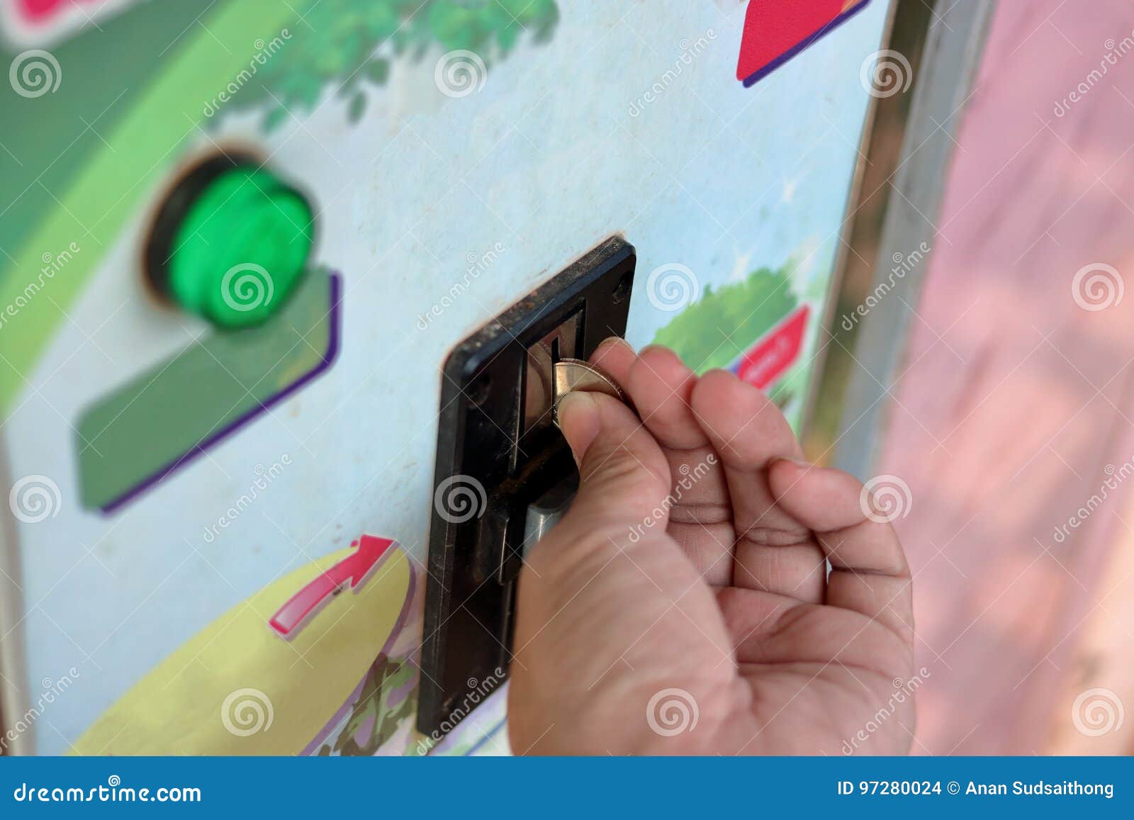 Close Up View of Hand of Human Inserting Coin in To the Old Vending ...