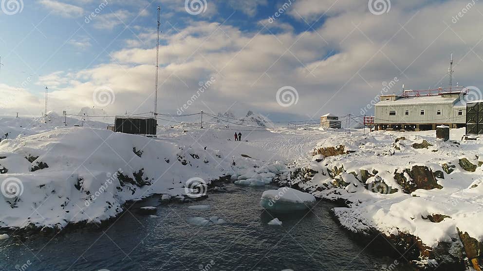 Close Up View, Low Above Water Drone Flight Near Antarctic Polar ... Close Up View, Low Above Water Drone Flight Near Antarctic Polar ...