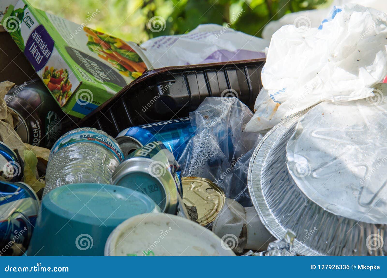 Overflowing Trash Can Filled with Garbage Editorial Photo - Image of ... Overflowing Trash Can Filled with Garbage Editorial Photo - Image of ...