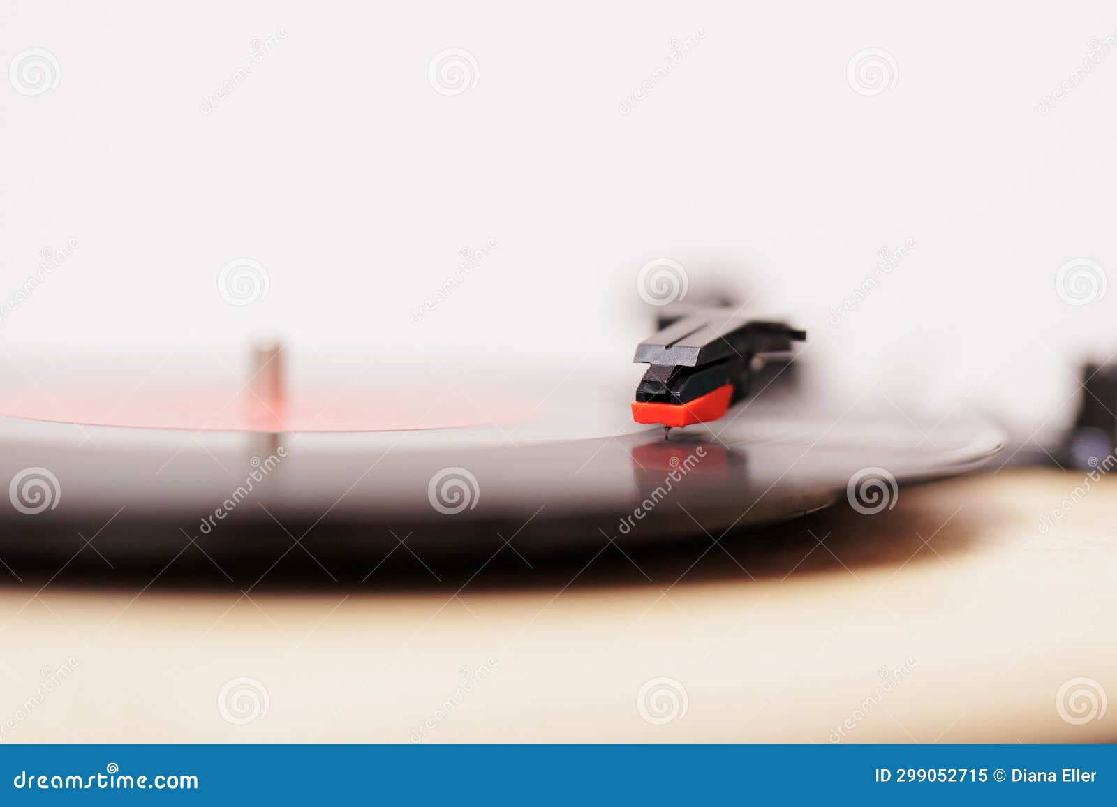 Close Up of Vinyl Record Player Needle Stock Image - Image of musical ...