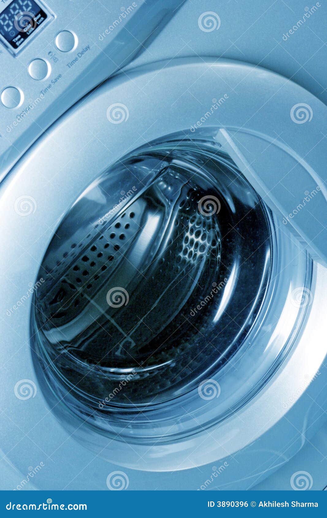 Close Up of a Washing Machine Stock Photo - Image of wash, load: 3890396