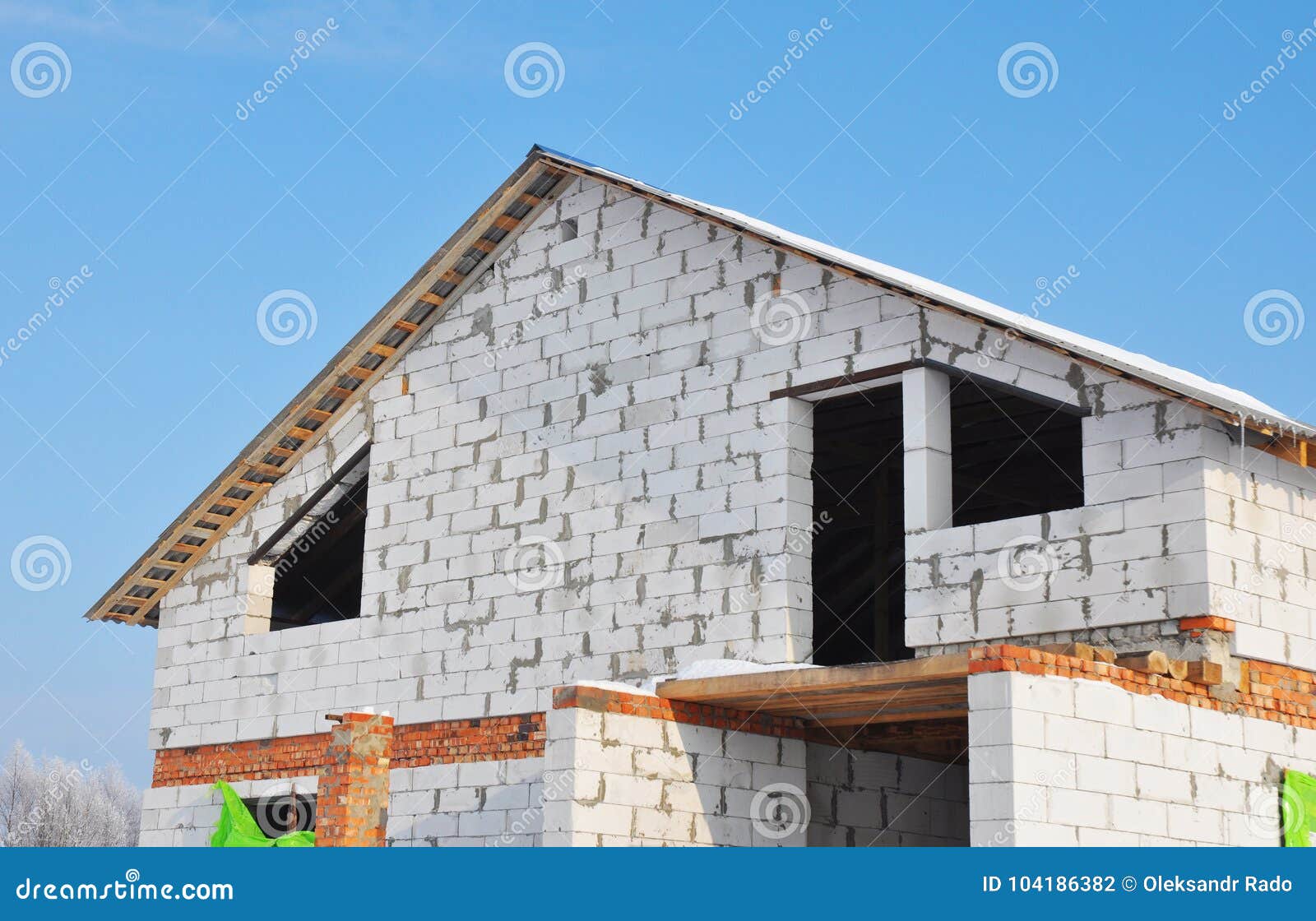 Winter Construction. Winter Home Building Stock Photo - Image of lintel ...