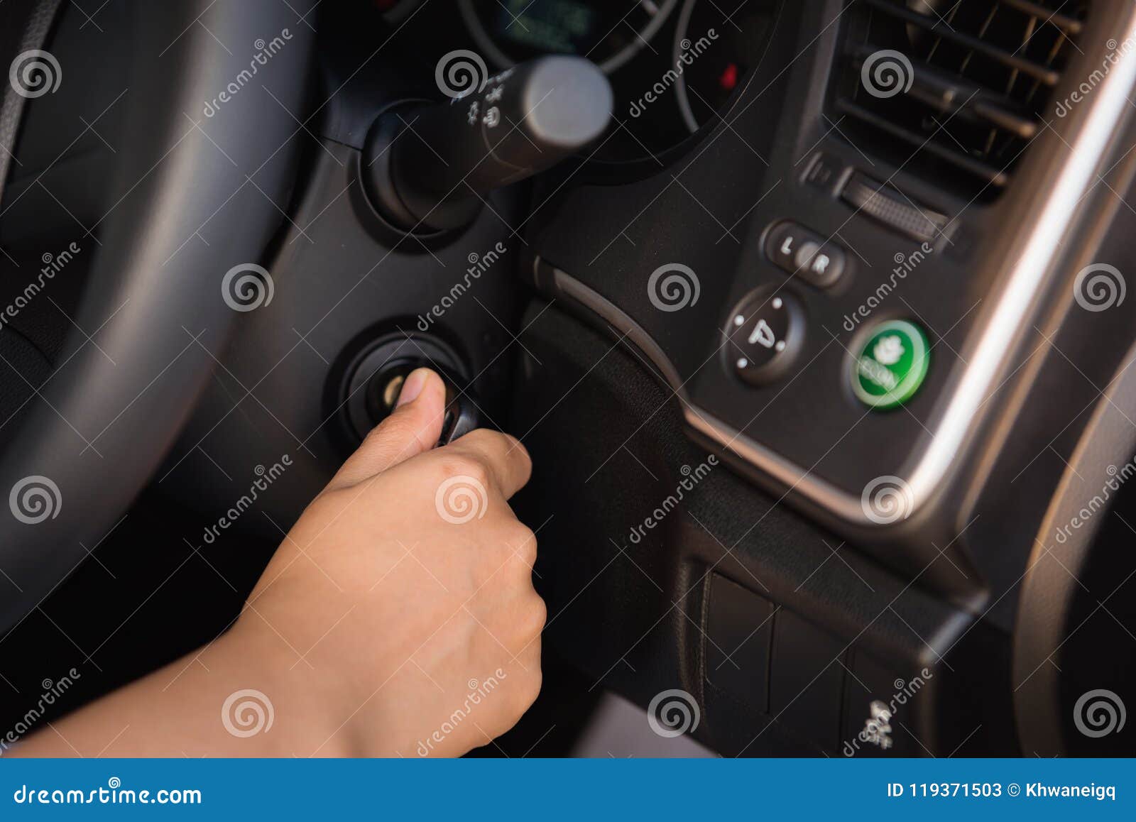 Close Up of Woman Hand Inserting a Key To Starting Car Engine Stock ...
