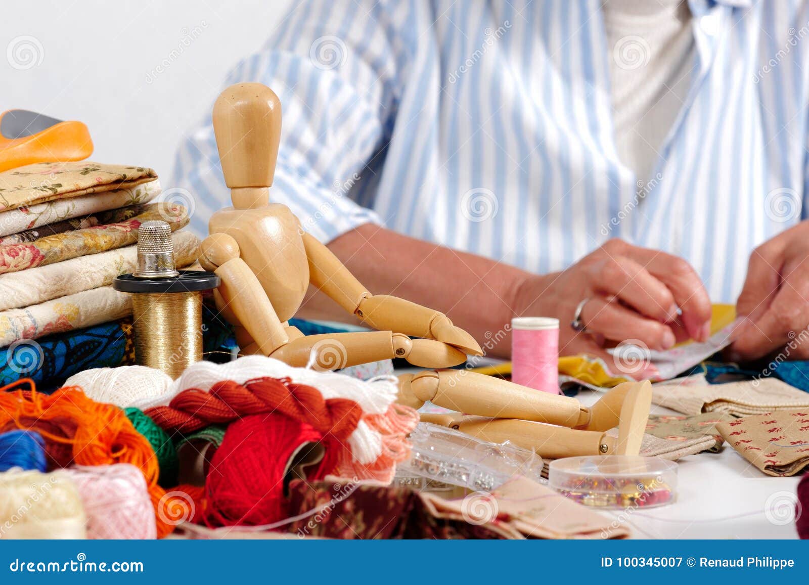 Close Up of Woman`s Hand Sewing Patchwork Stock Image - Image of ...