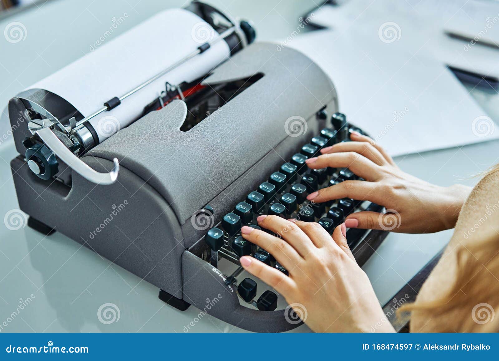 Close Up of Woman Typing with Old Typewriter Stock Image - Image of ...