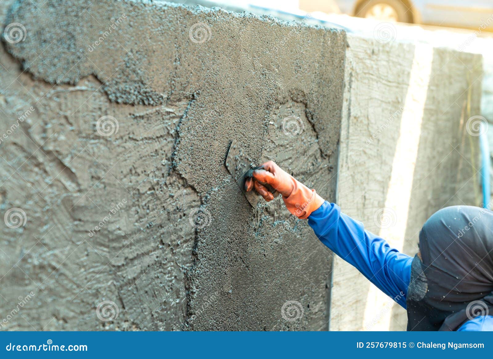 Close Up Worker Plastering Exposed Aggregate Finish Wall Stock Image ...