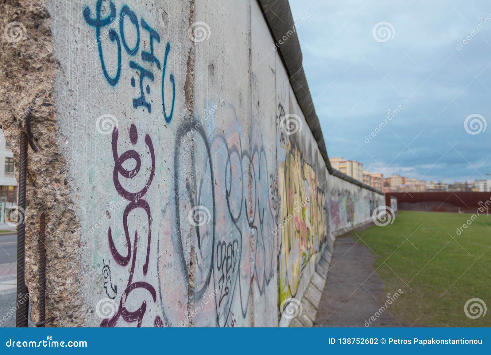 Close View of the Historic Berlin Wall Germany Editorial Photography ...