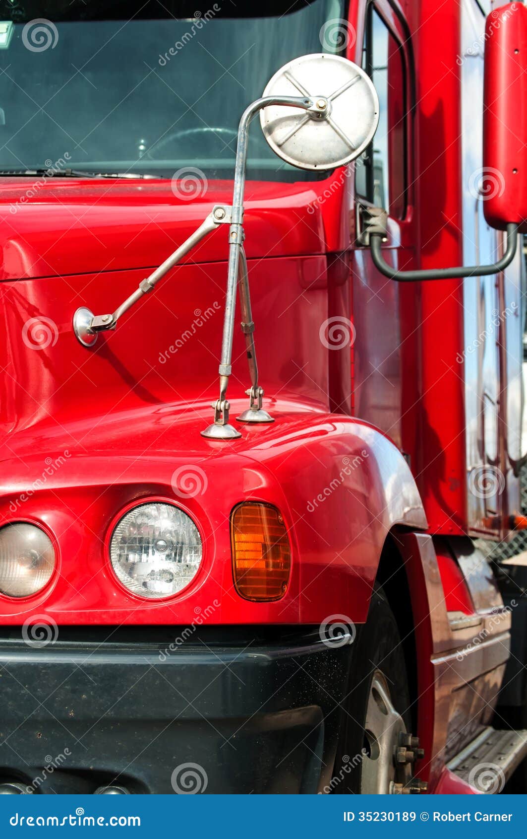 Semi Truck Front View Stock Images - Download 537 Royalty Free Photos