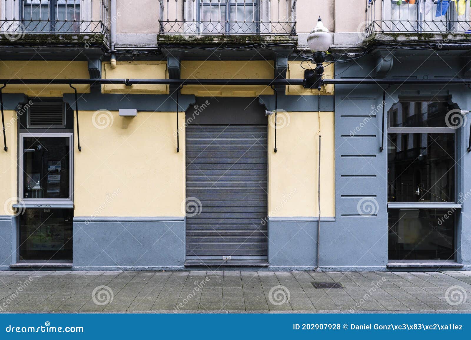 A closed bar stock photo. Image of front, britain, covid19 - 202907928