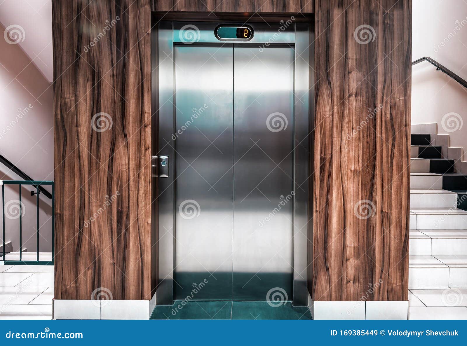 Closed the elevator door stock image. Image of element - 169385449