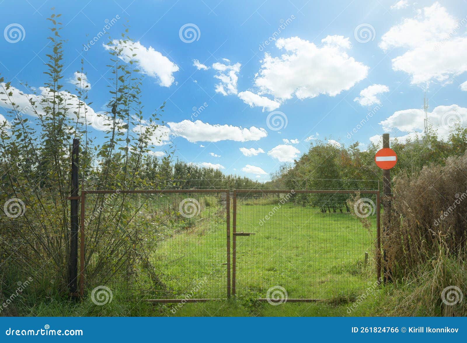 Private Land Signage Stock Image | CartoonDealer.com #62610109