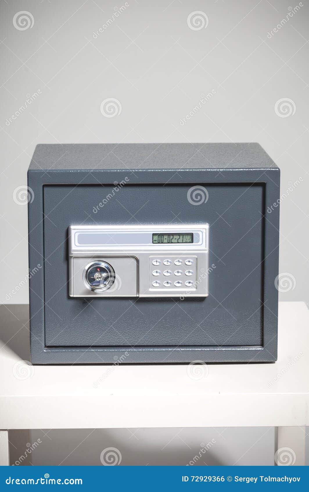 Closed safe stock photo. Image of grey, safe, door, insurance - 72929366