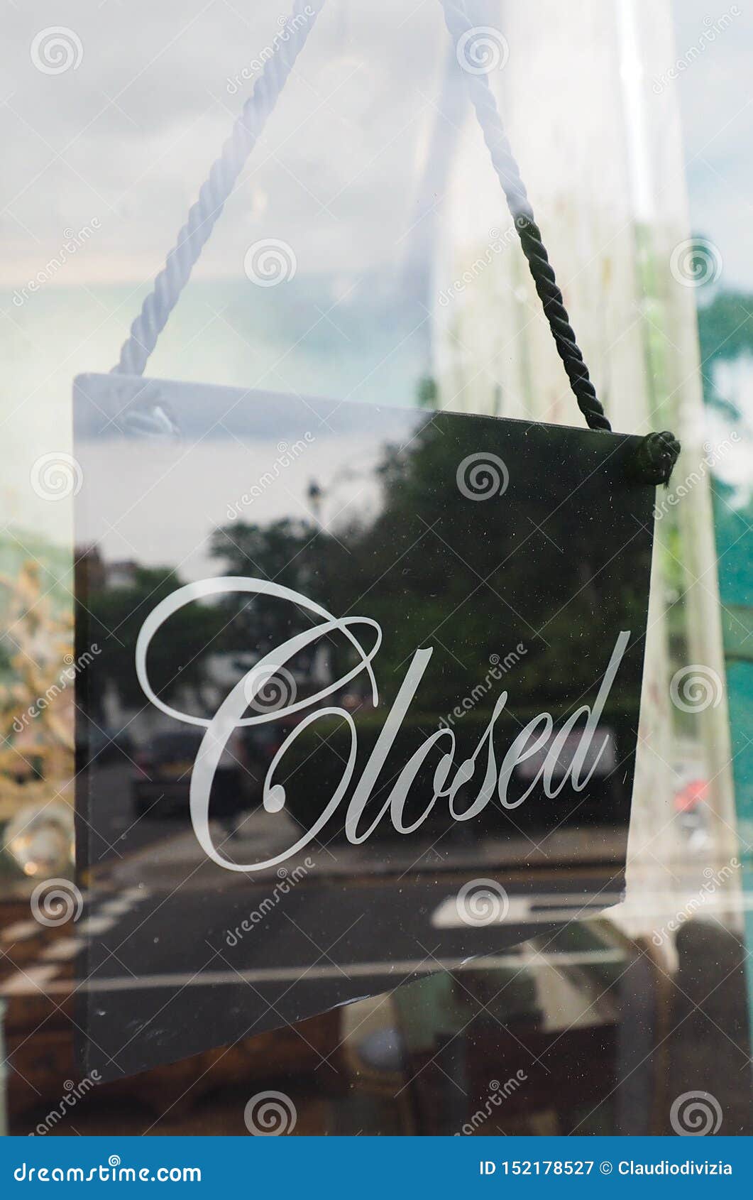 Closed shop sign stock image. Image of buildings, storefront - 152178527