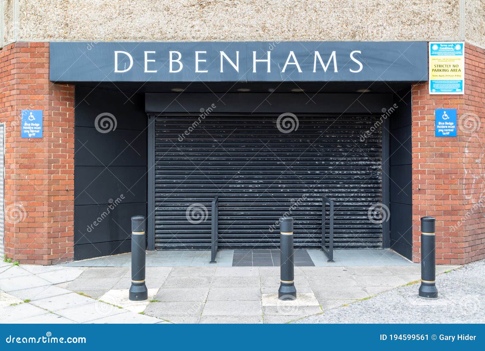 Debenhams Entrance And Sign And Logo Editorial Photo | CartoonDealer ...