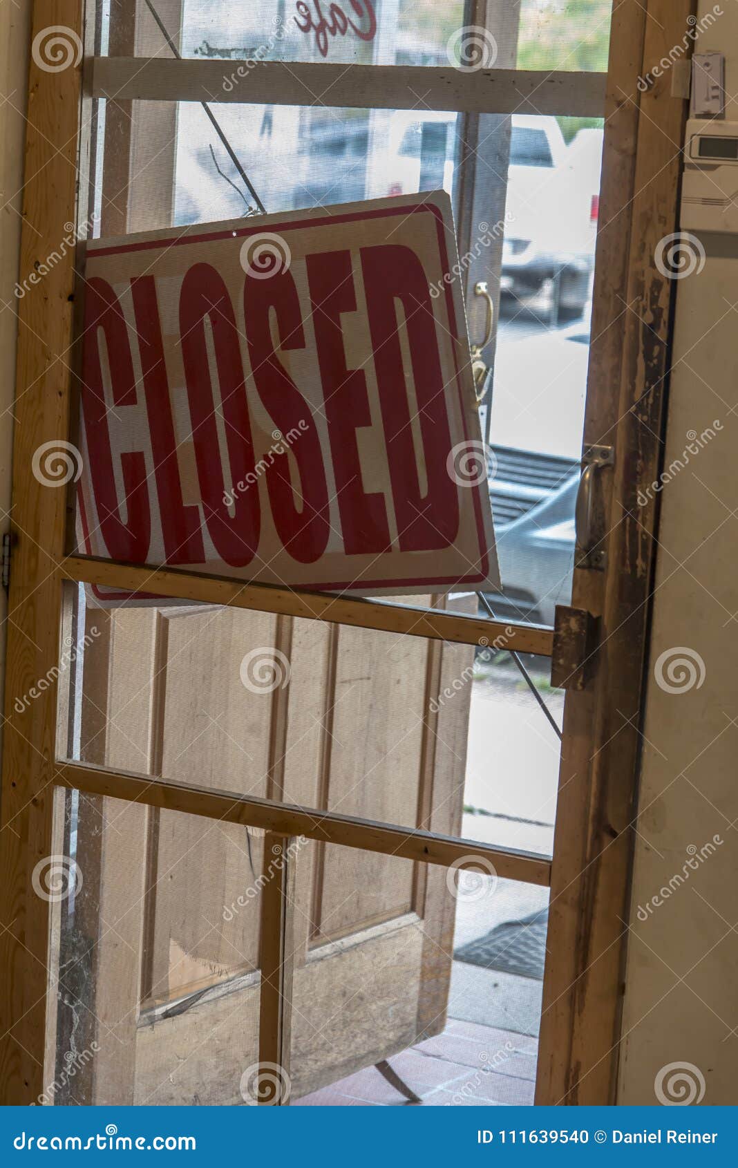 `Closed` sign on door stock photo. Image of white, service - 111639540