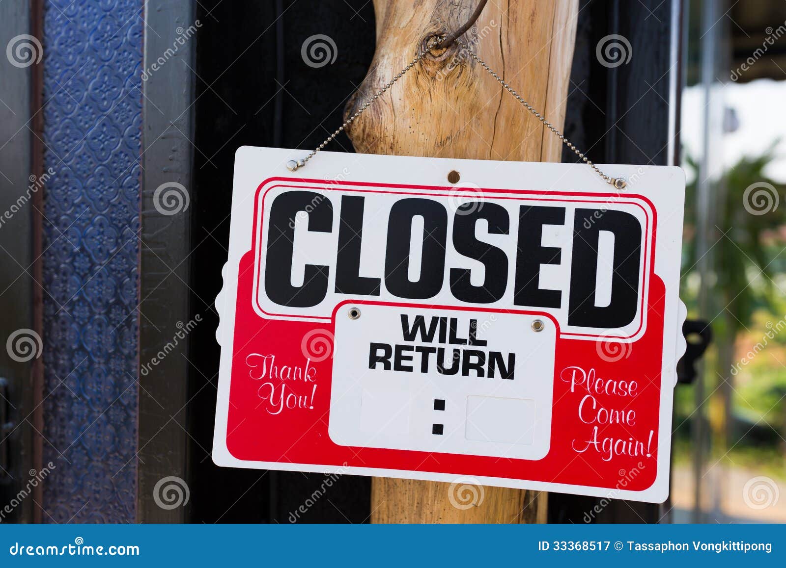 Closed Sign in Front of Store Stock Image - Image of classic, hanging ...