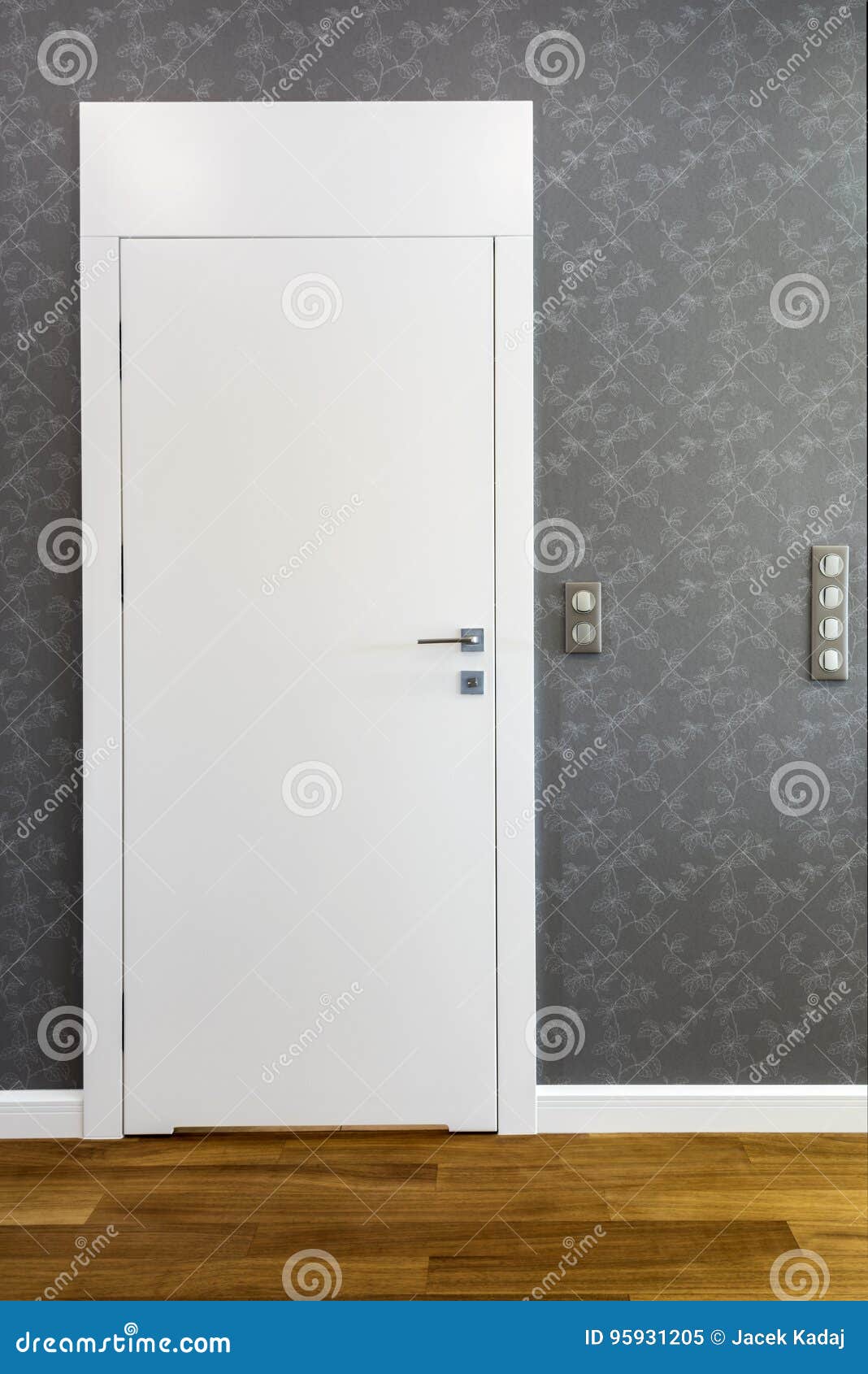 Closed White Bathroom Doors Stock Image - Image of clean, house: 95931205