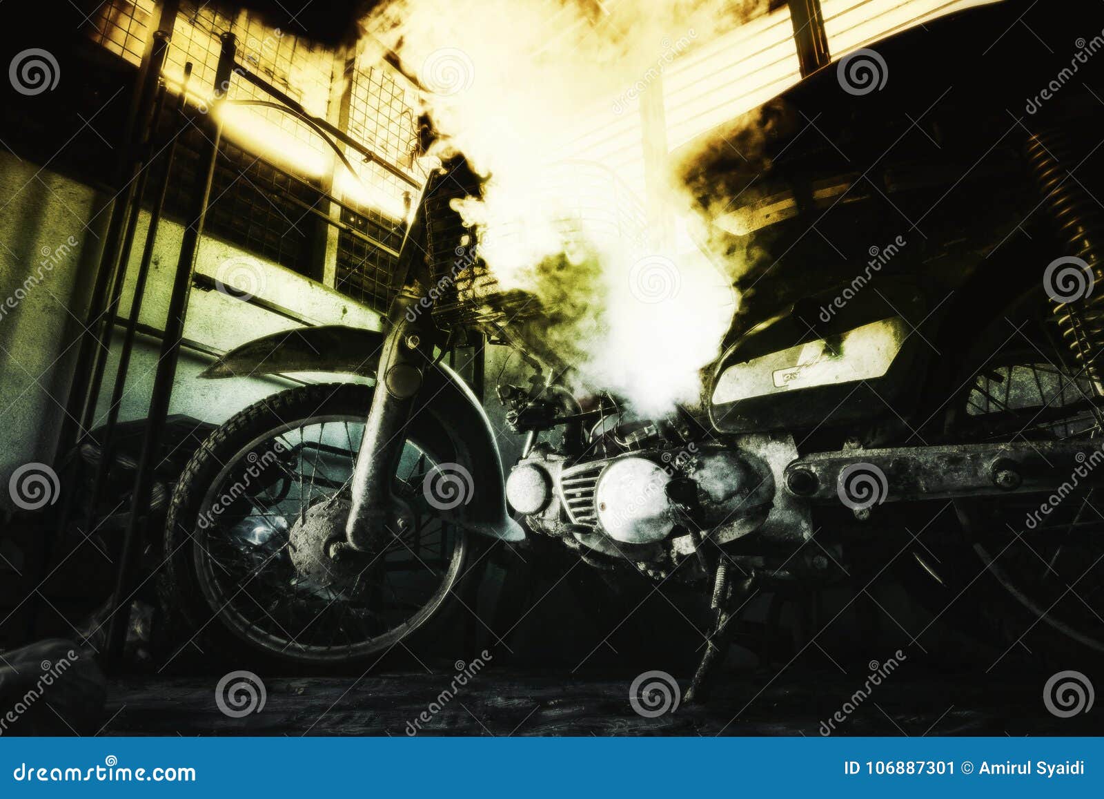 Rusty Old Motorcycle Under Low Light. Noise ,grain and Light Effect ...