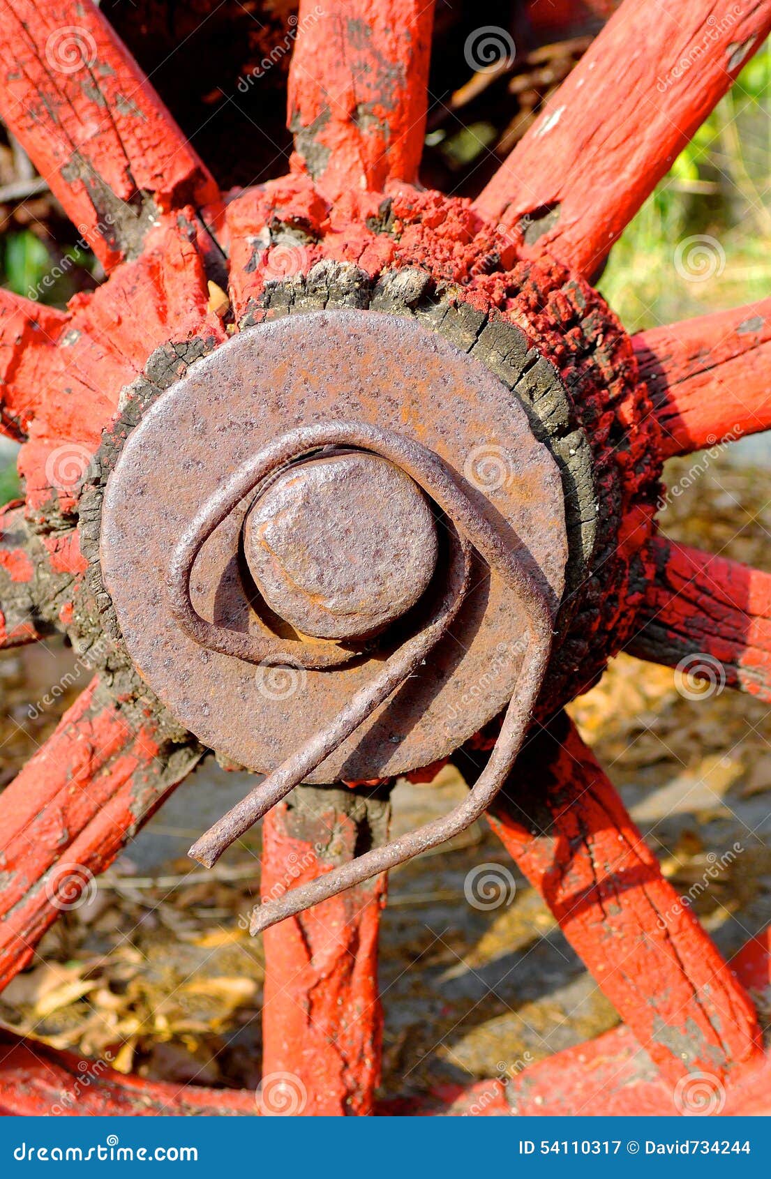 The Closeup of Antique Wagon Wheel Stock Image - Image of outside, move ...